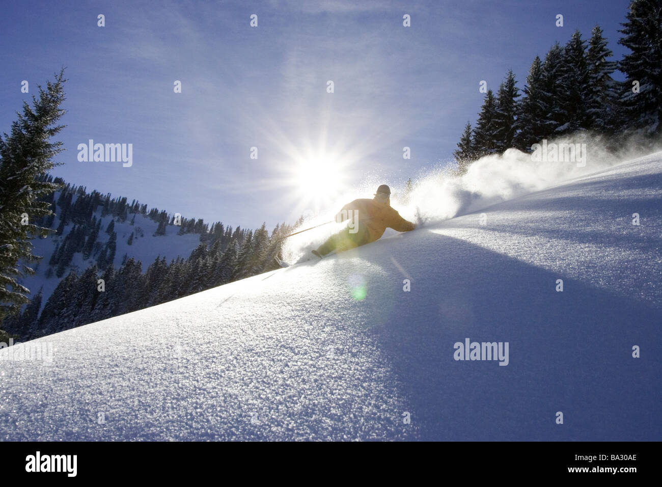 Pro skiers hi-res stock photography and images - Alamy