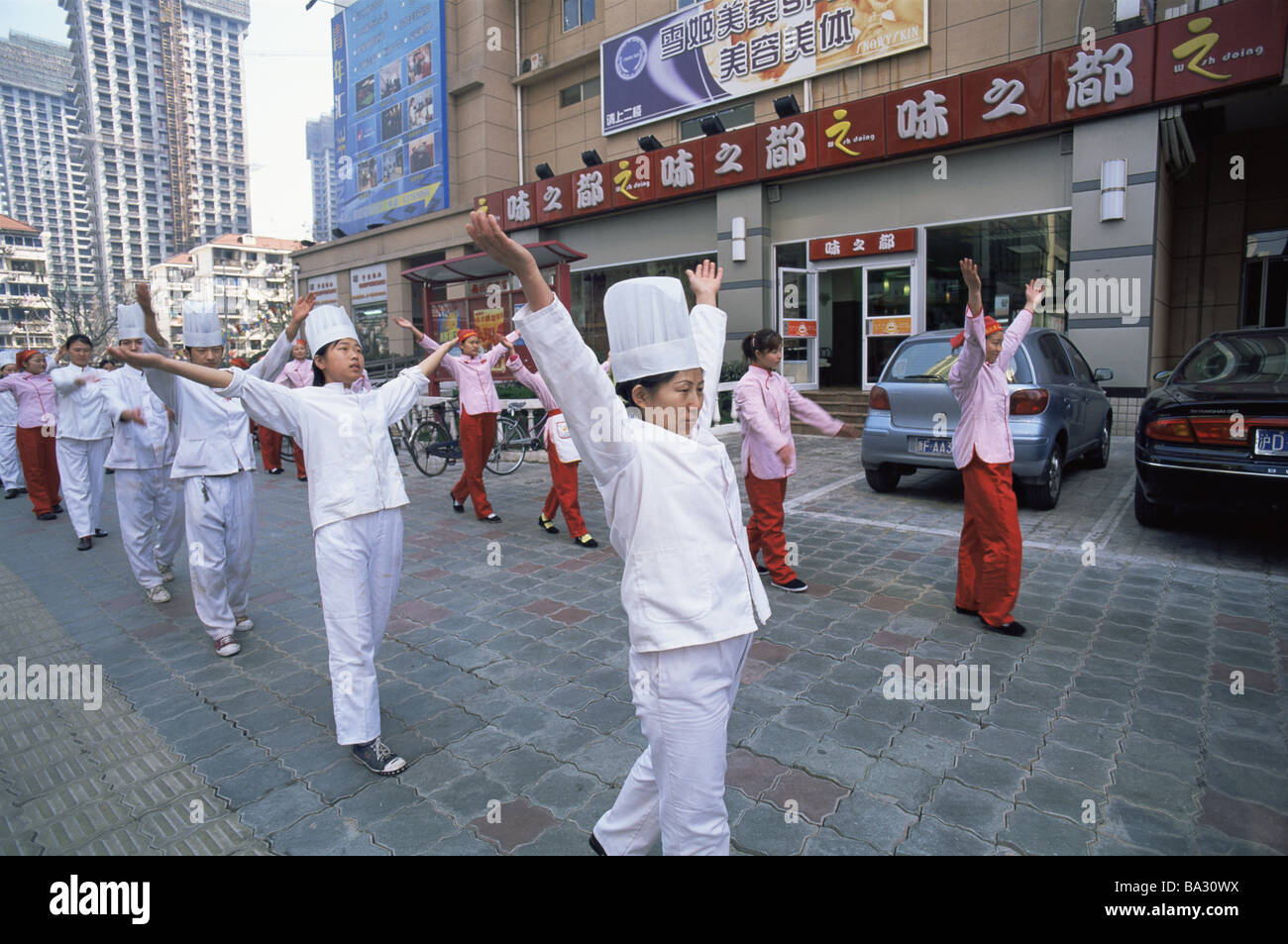 China Shanghai models street gymnastics-practices no release Asia ...