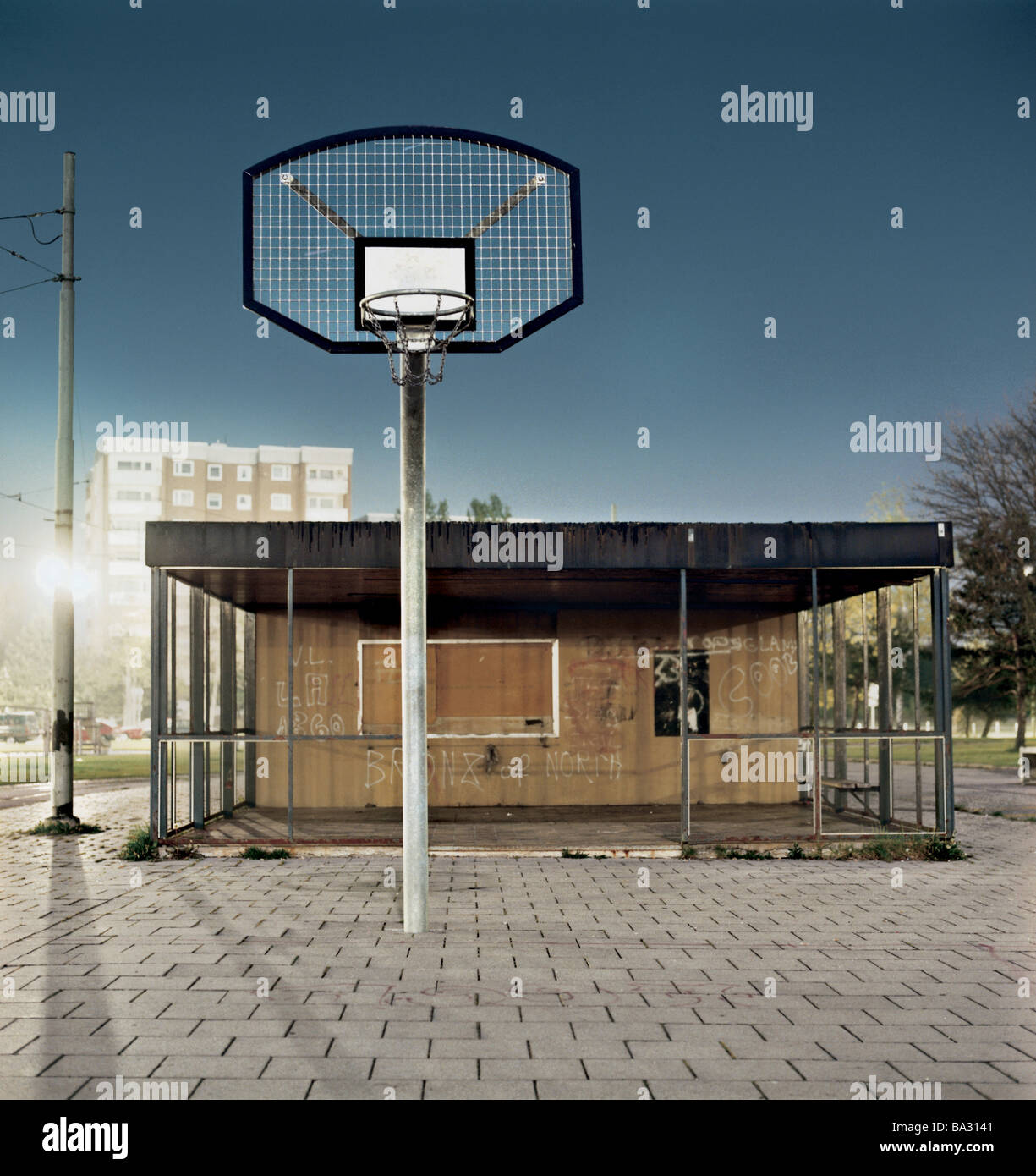 Germany waiter-Bavaria Munich bus stop shelters basketball-basket night ...