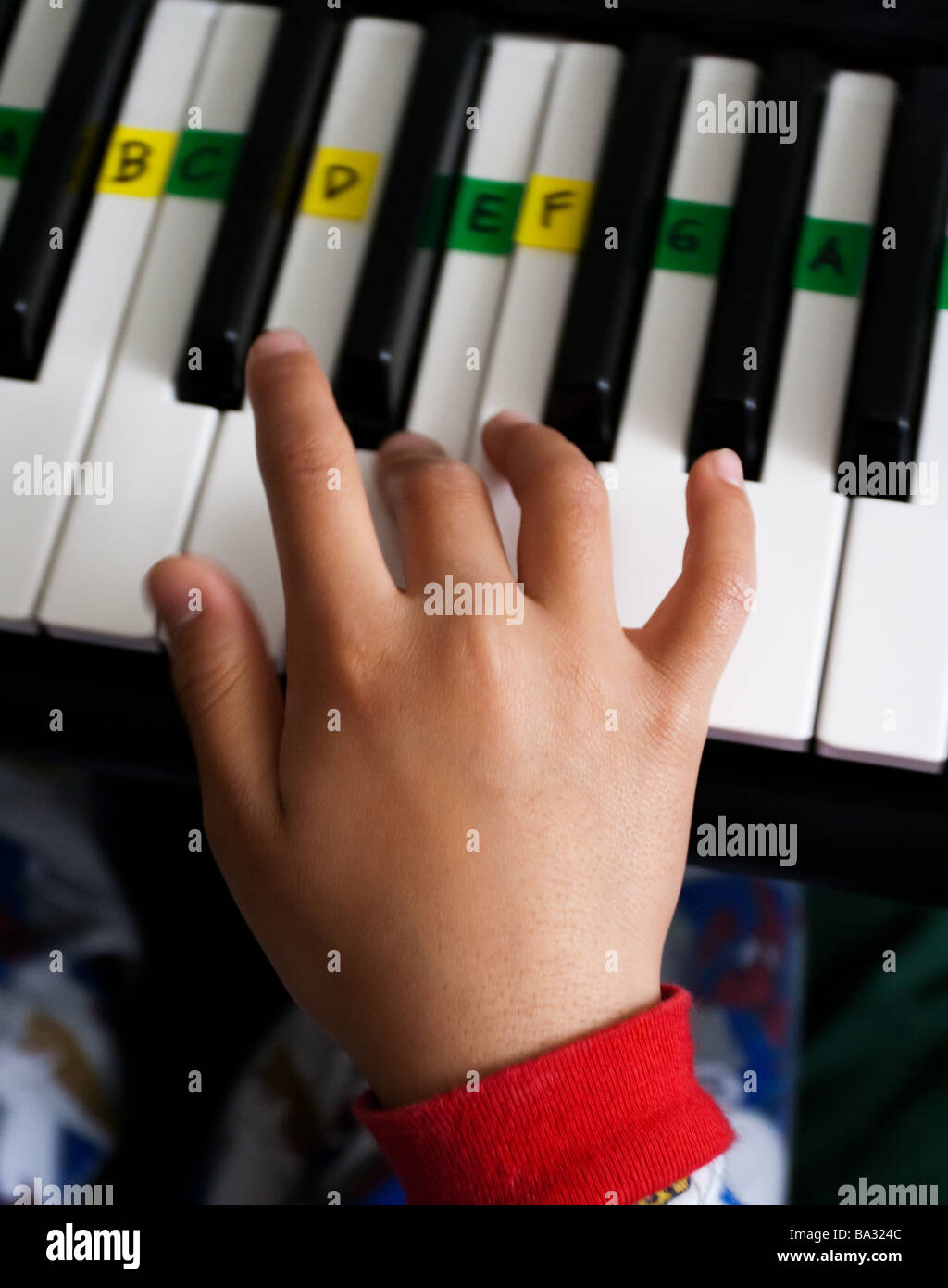 Child piano lesson hi-res stock photography and images - Alamy