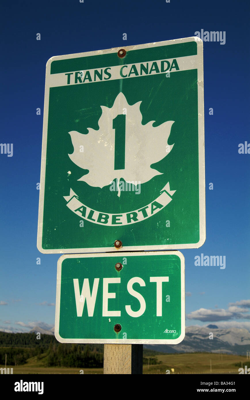 Transcanada highway signs hi-res stock photography and images - Alamy