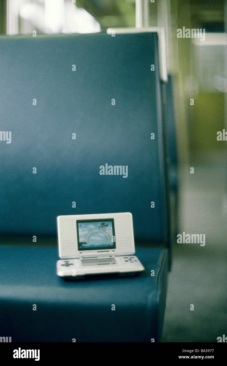 Nintendo ds touch screen hi-res stock photography and images - Alamy