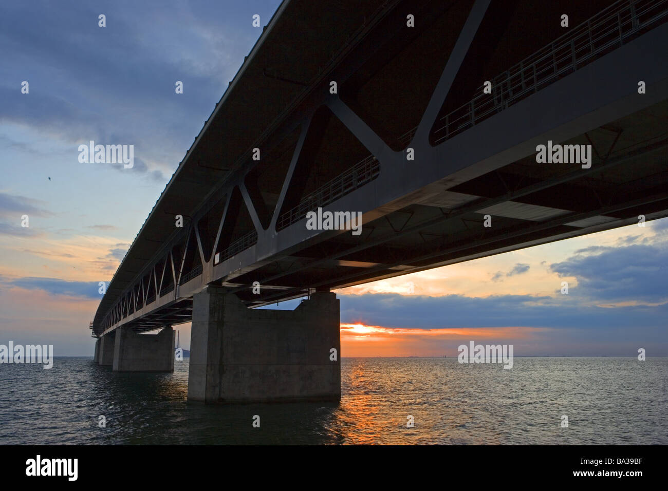 Sweden Öresund-Brücke detail sunset connection Denmark Copenhagen ...
