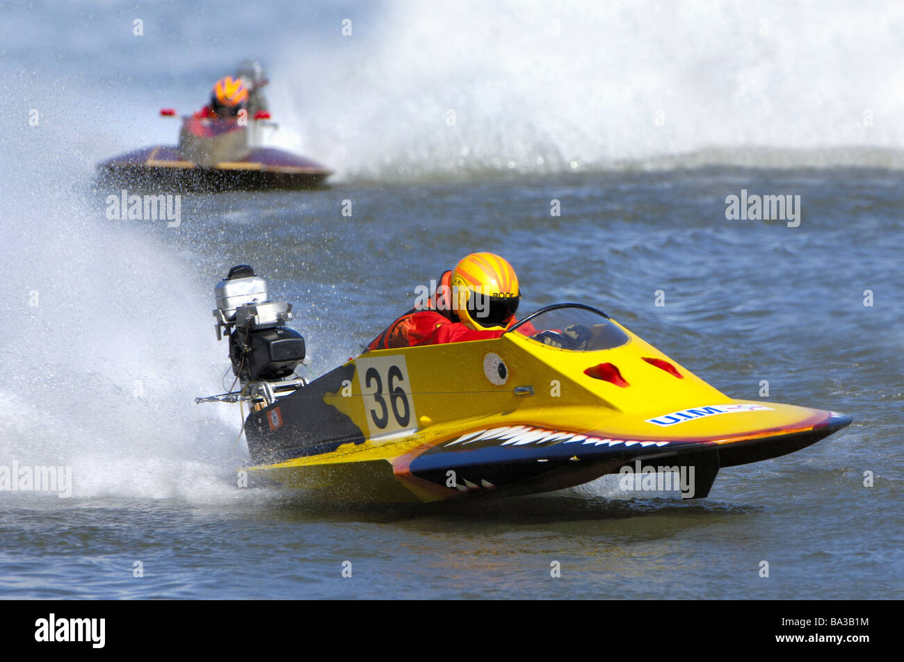 Motorboat races hi-res stock photography and images - Alamy