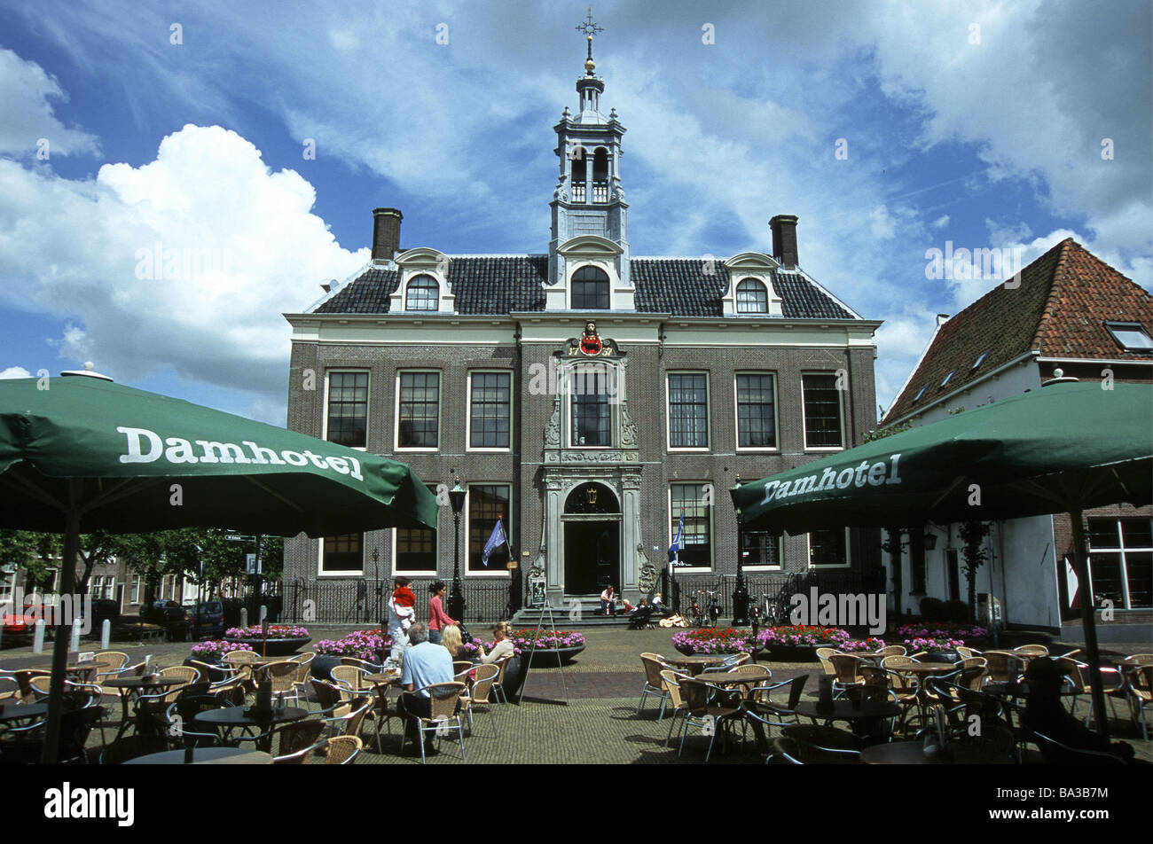 Edam town hall hi-res stock photography and images - Alamy