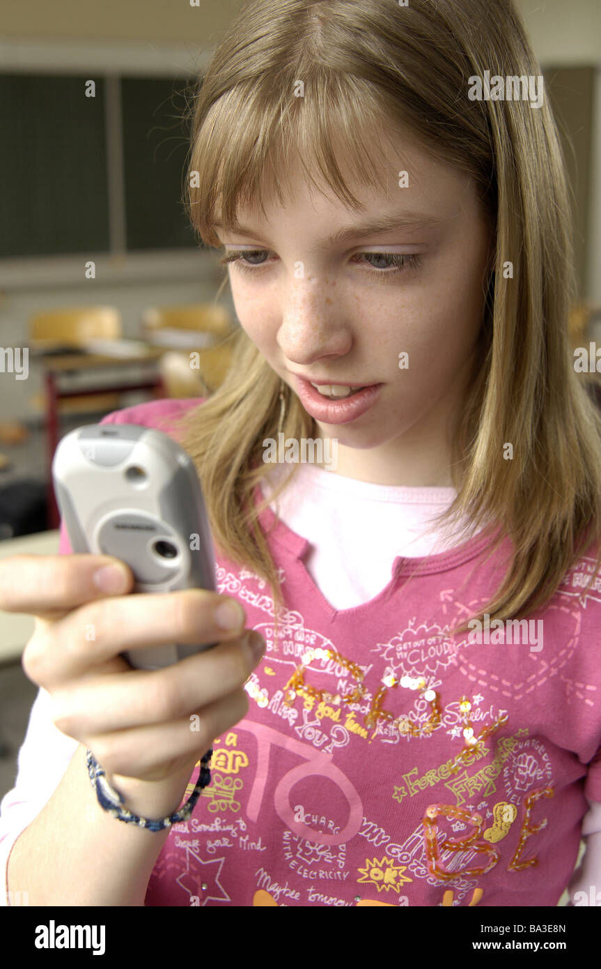 Handysucht hi-res stock photography and images - Alamy