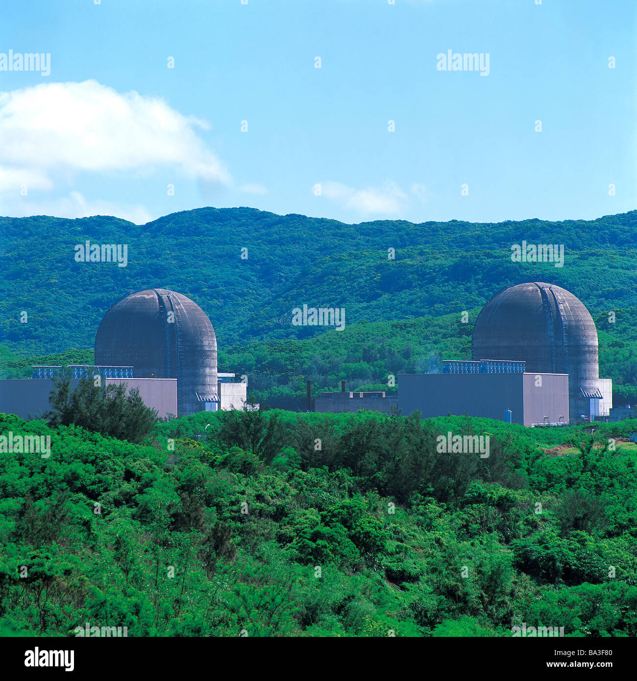 Nuclear containment building hi-res stock photography and images - Alamy