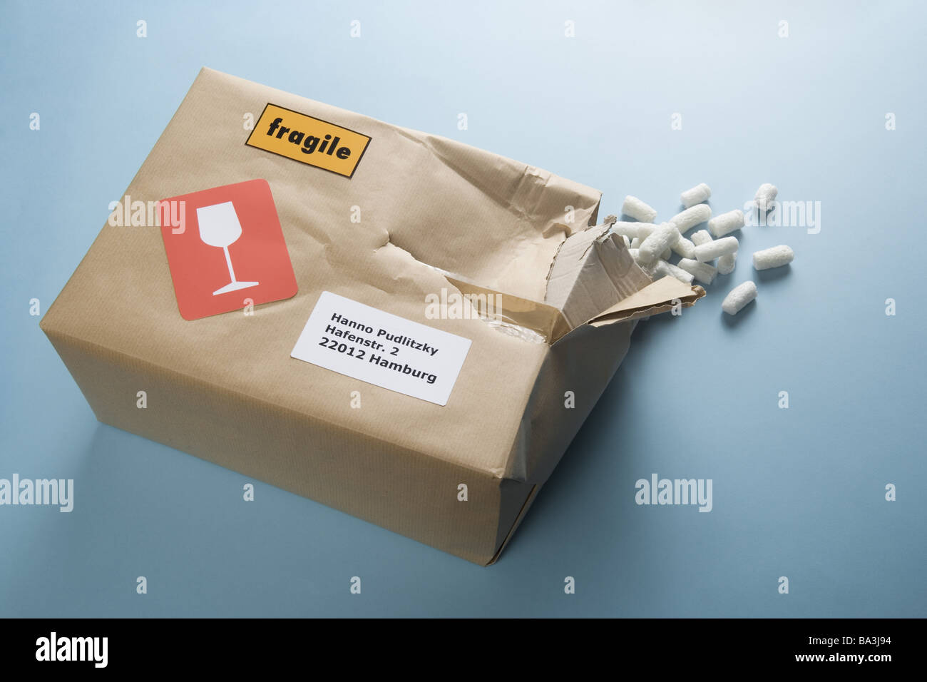 Parcel address label fragile hi-res stock photography and images - Alamy