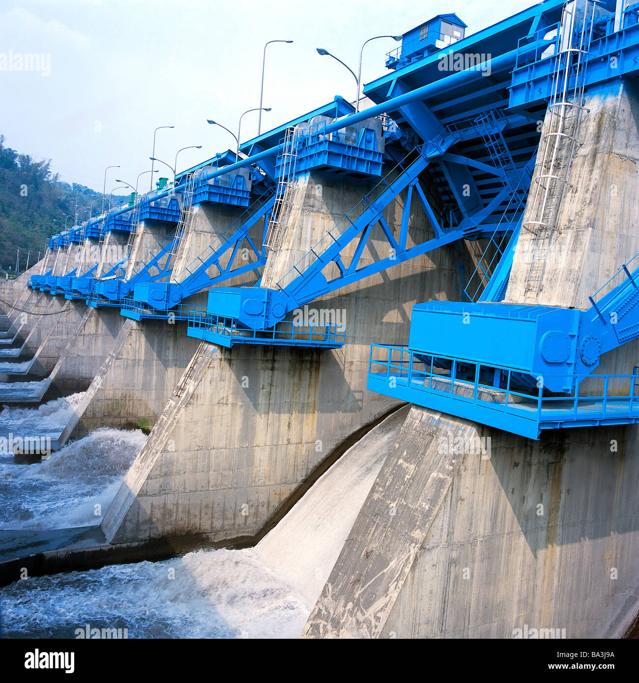 Hydro electric dam Stock Photo - Alamy