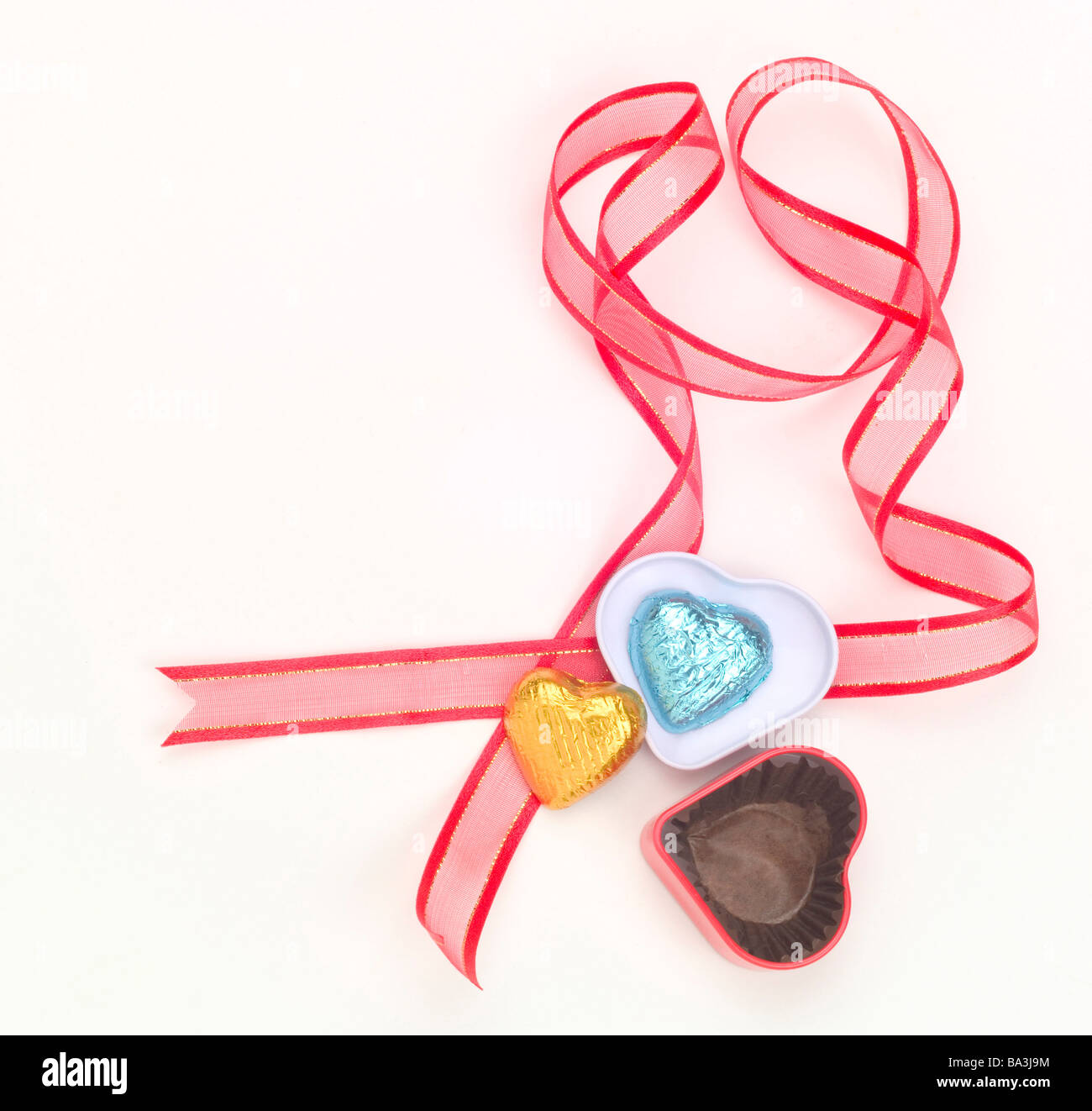 Gold streamer Cut Out Stock Images & Pictures - Alamy