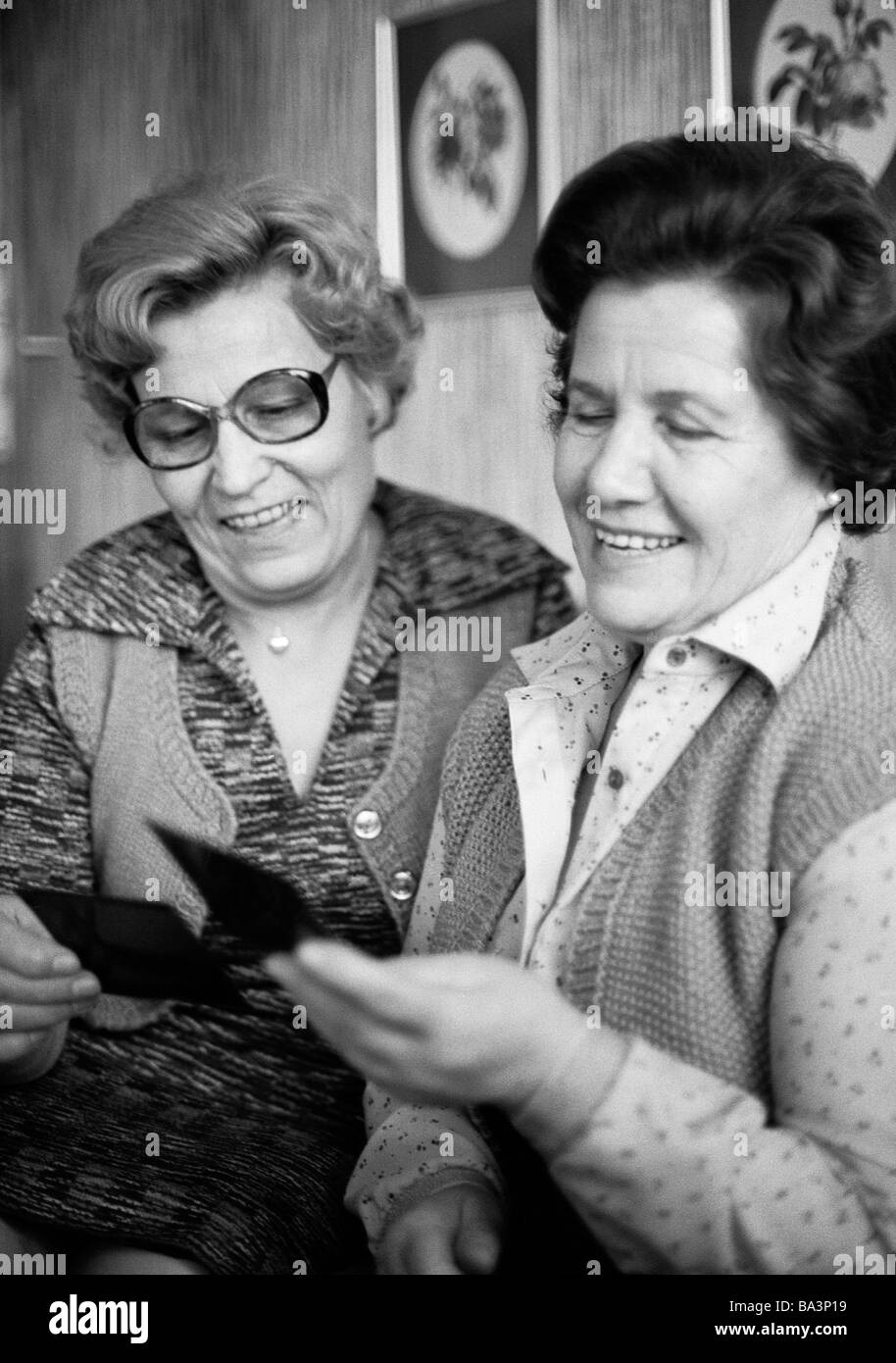 Contemporary commemoration Black and White Stock Photos & Images - Alamy