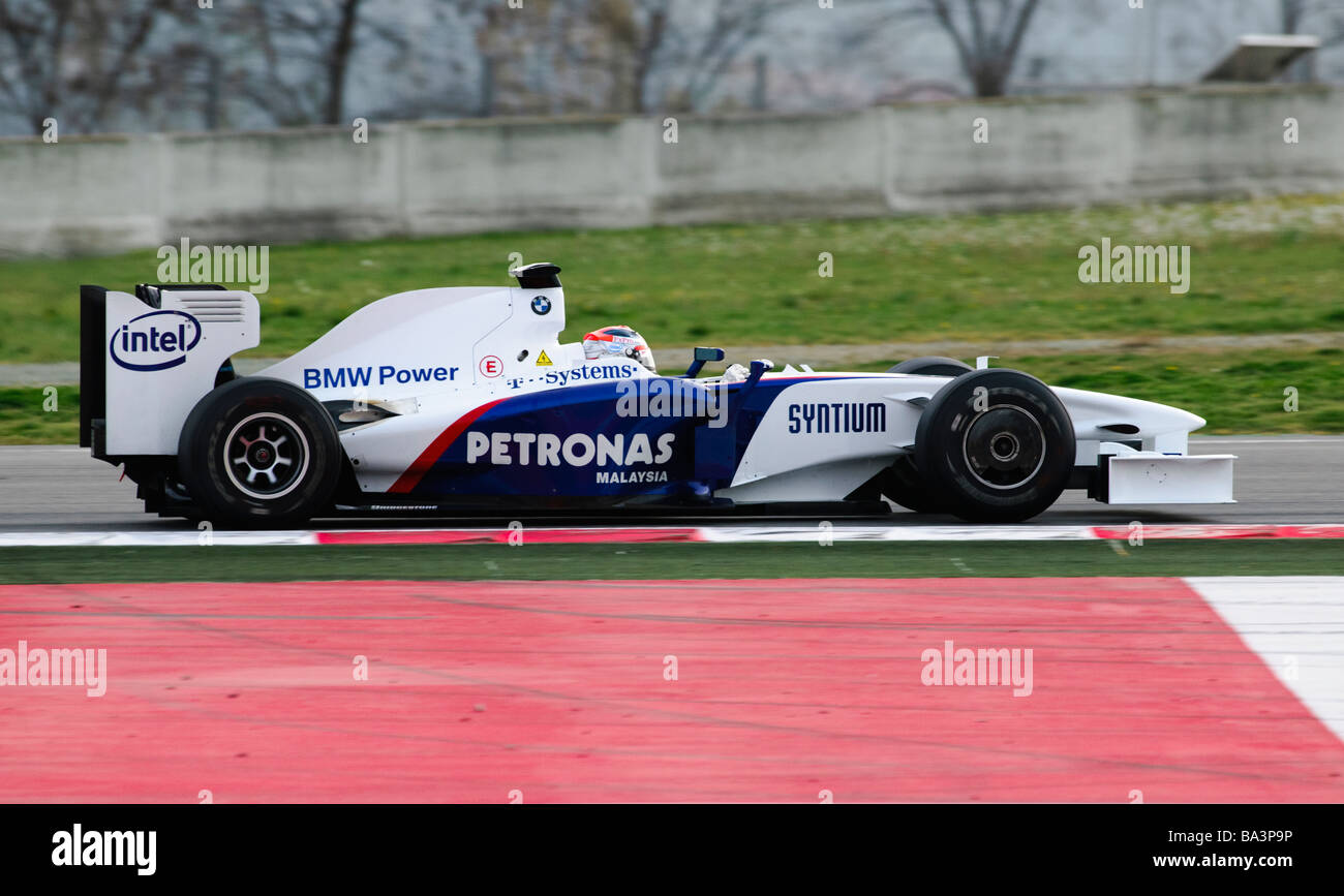 Robert Kubica in the BMW F1 09 during Formula One testing sessions in ...