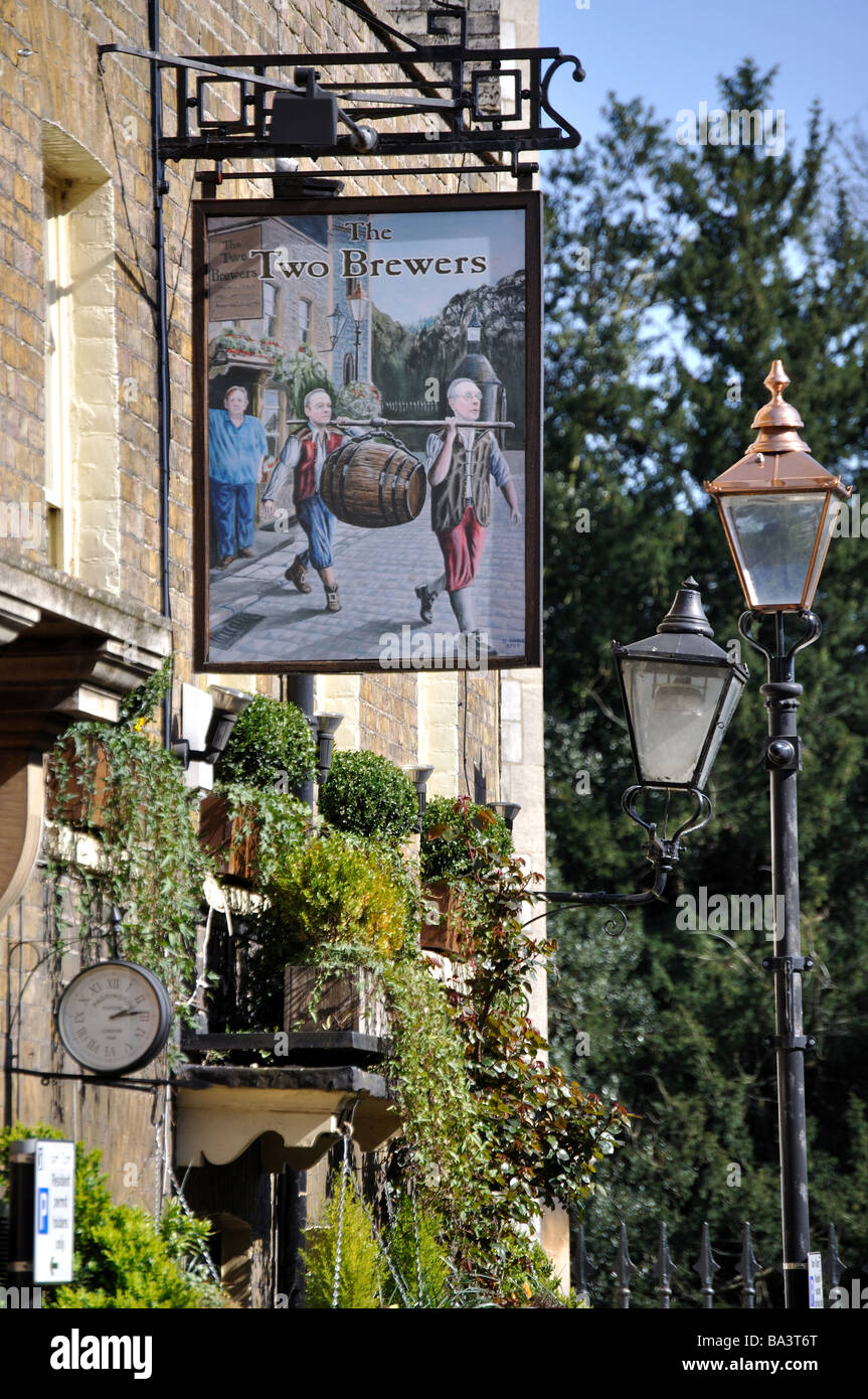 The 18th century Two Brewers Pub, Park Street, Windsor, Berkshire ...
