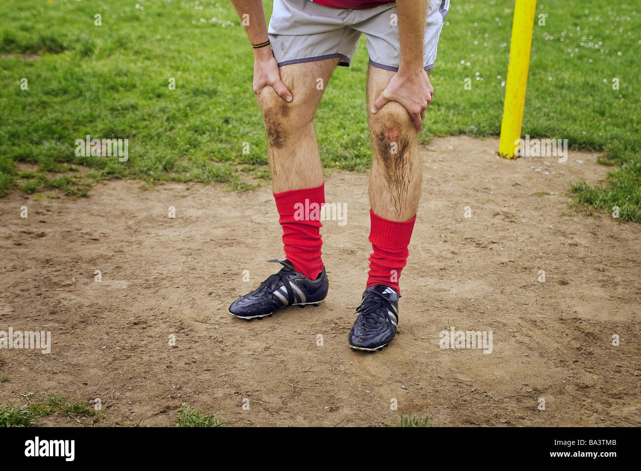 Grazed knee hi-res stock photography and images - Alamy