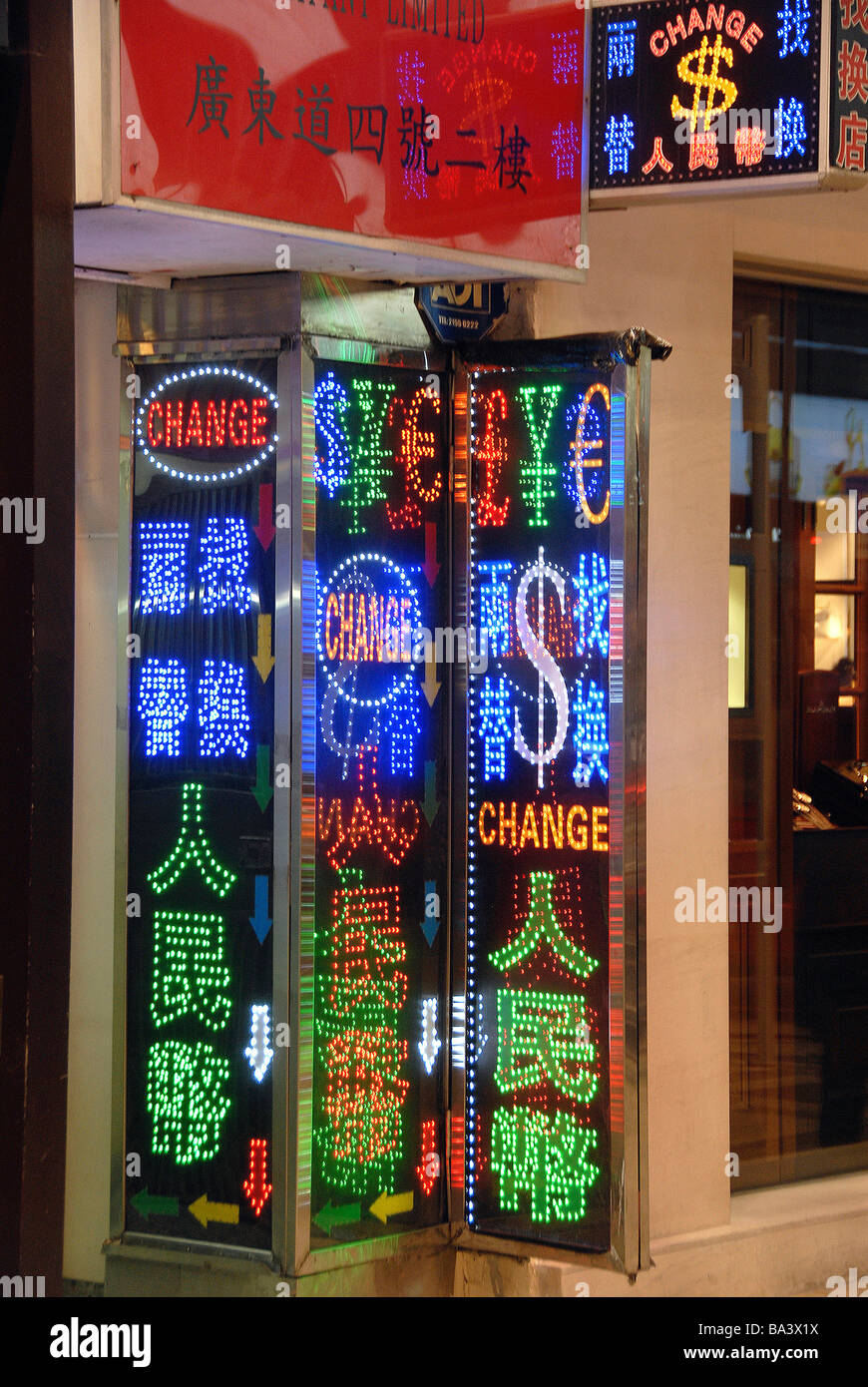 Hong kong china chinese money exchange hi-res stock photography and ...