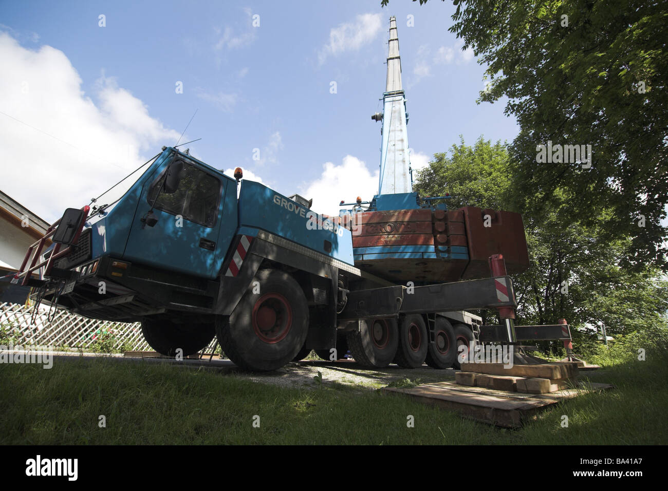 Building site car-crane construction construction works house ...