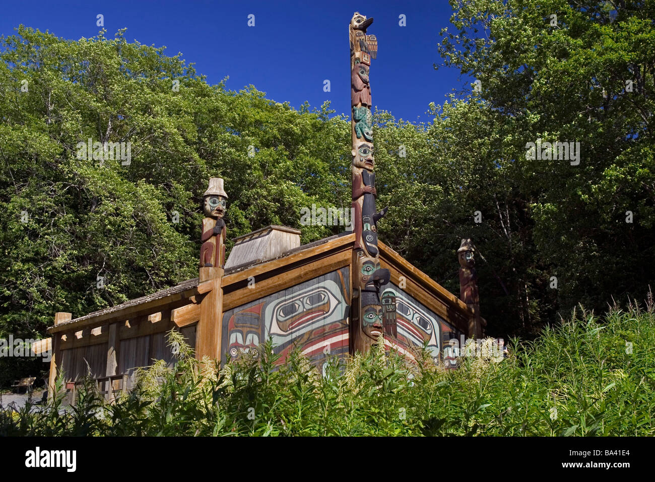 Clan House w/Totem poles @ Totem Bight State Historical Park near ...
