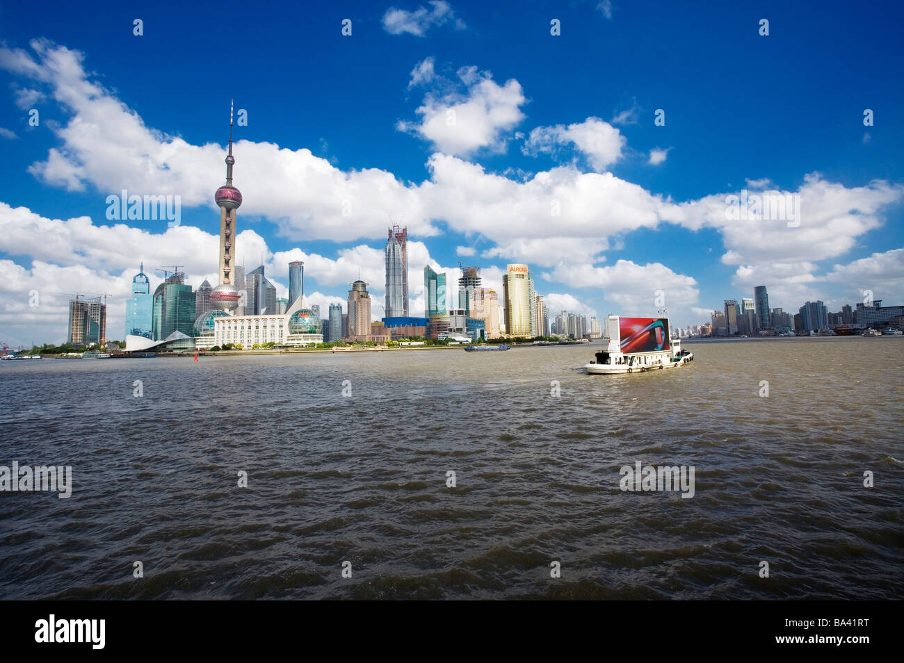 Tour boat on huangpu hi-res stock photography and images - Alamy