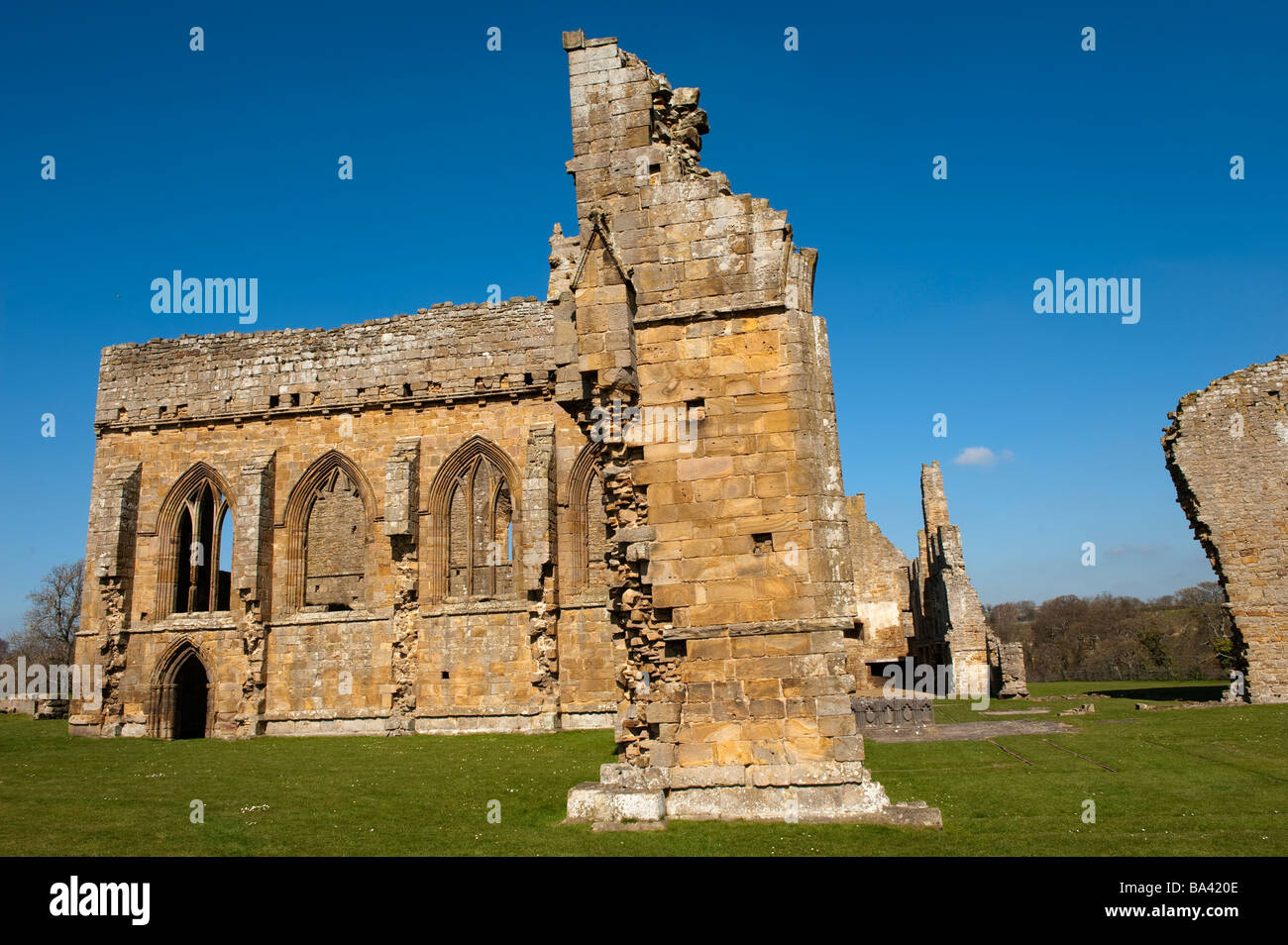 Abbey religious buildings hi-res stock photography and images - Alamy