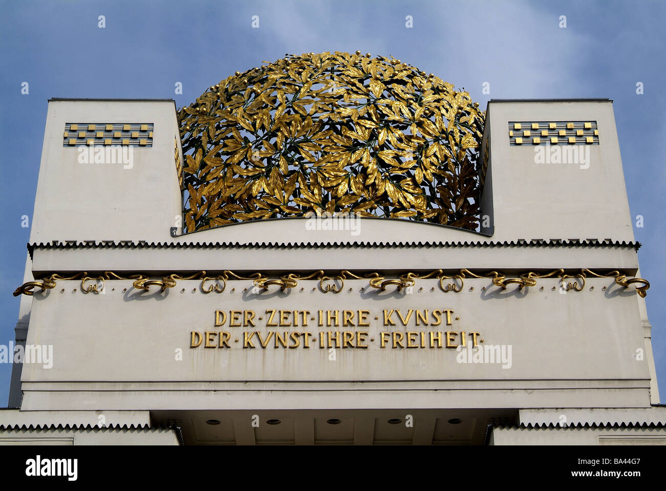 Secession gallery golden leaves hi-res stock photography and images - Alamy
