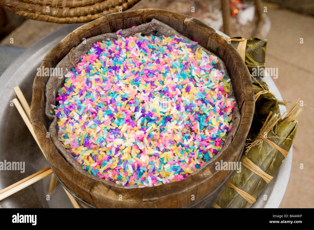 Bucketmulti hi-res stock photography and images - Alamy