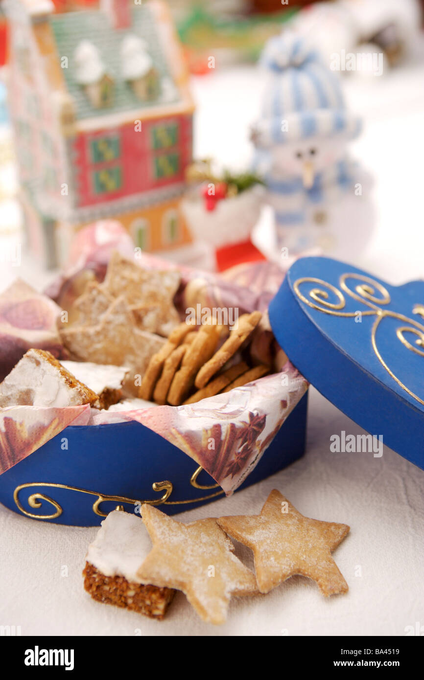 A box of cookies and snowman Stock Photo - Alamy