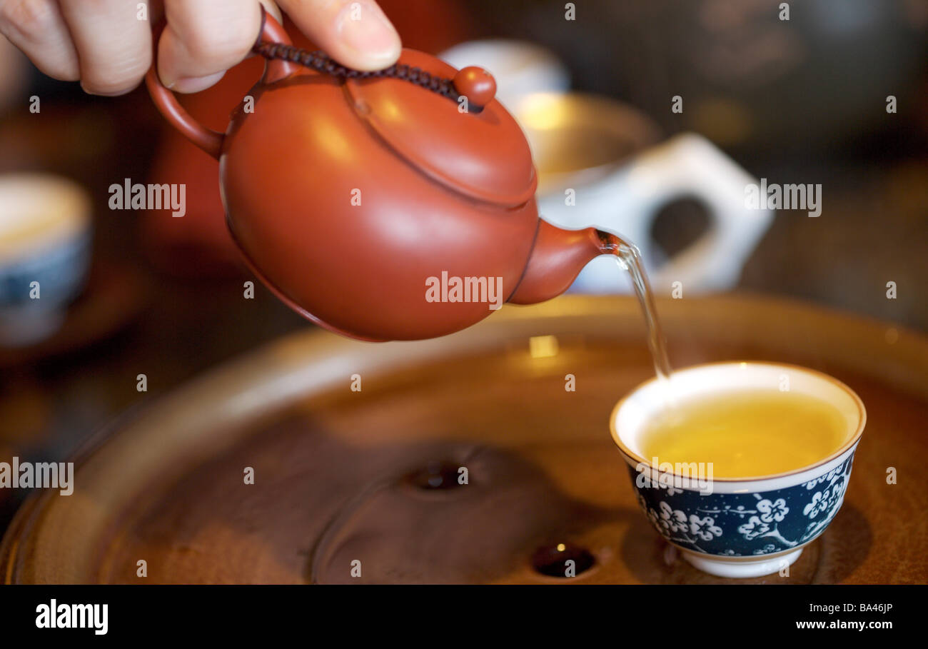 Close up pouring oolong tea hi-res stock photography and images - Alamy