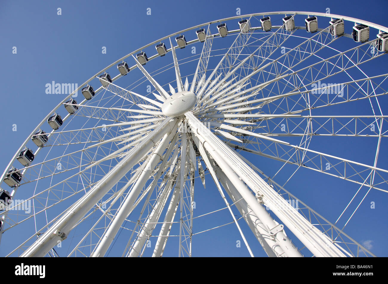 Royal Windsor Observation Wheel, Alexandra Gardens, Windsor, Berkshire ...