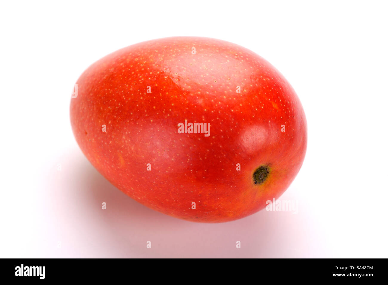 Whole ripe mango close hi-res stock photography and images - Alamy