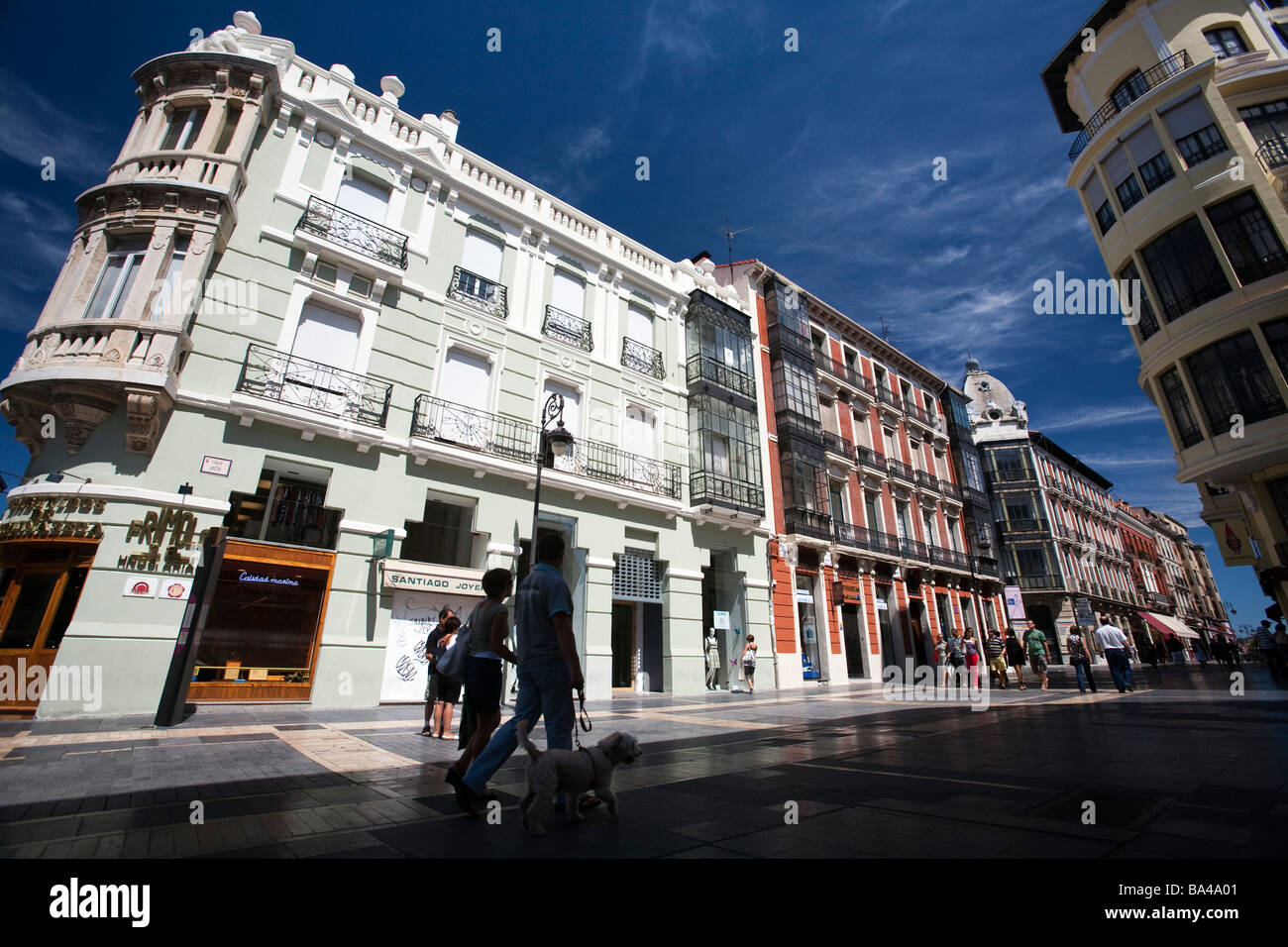 Leon street hi-res stock photography and images - Alamy