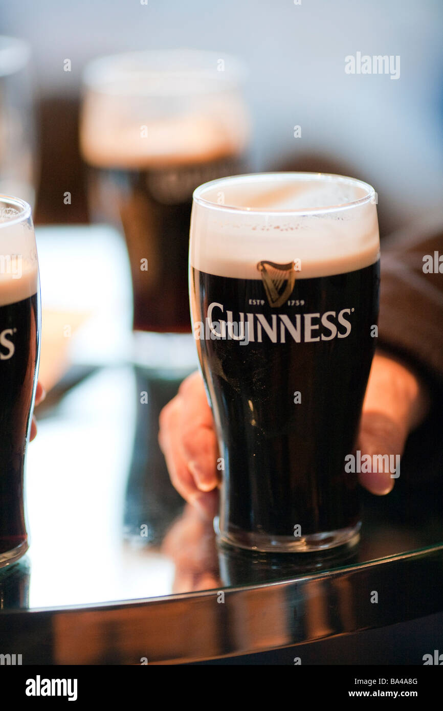 Glass of guinness hi-res stock photography and images - Alamy