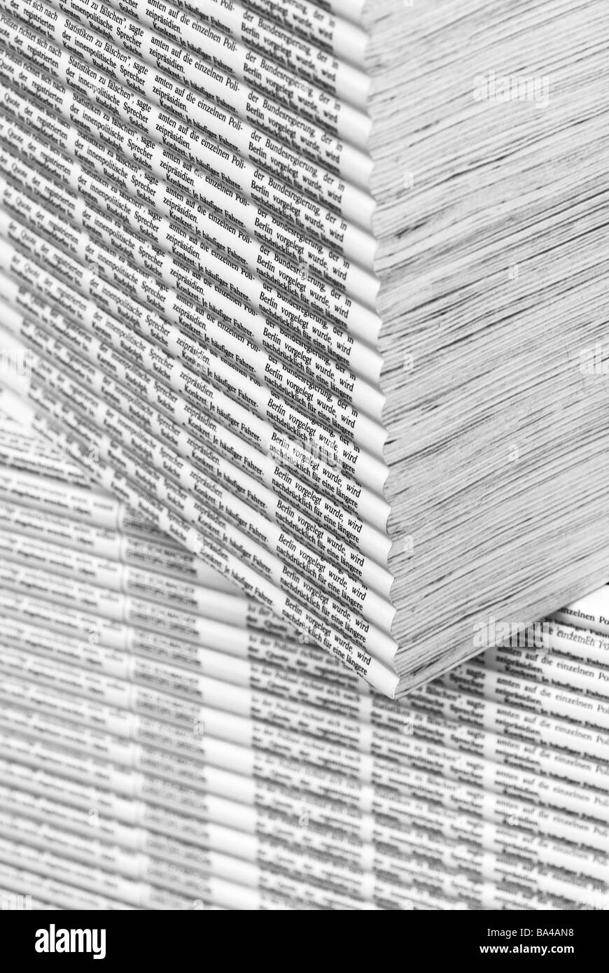 Landscape newspapers hi-res stock photography and images - Alamy