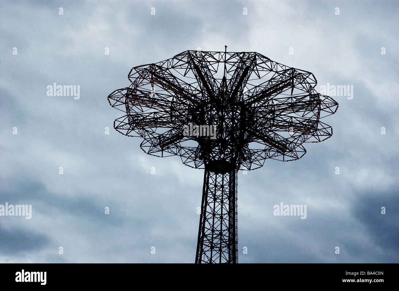 Ride amusement hi-res stock photography and images - Alamy