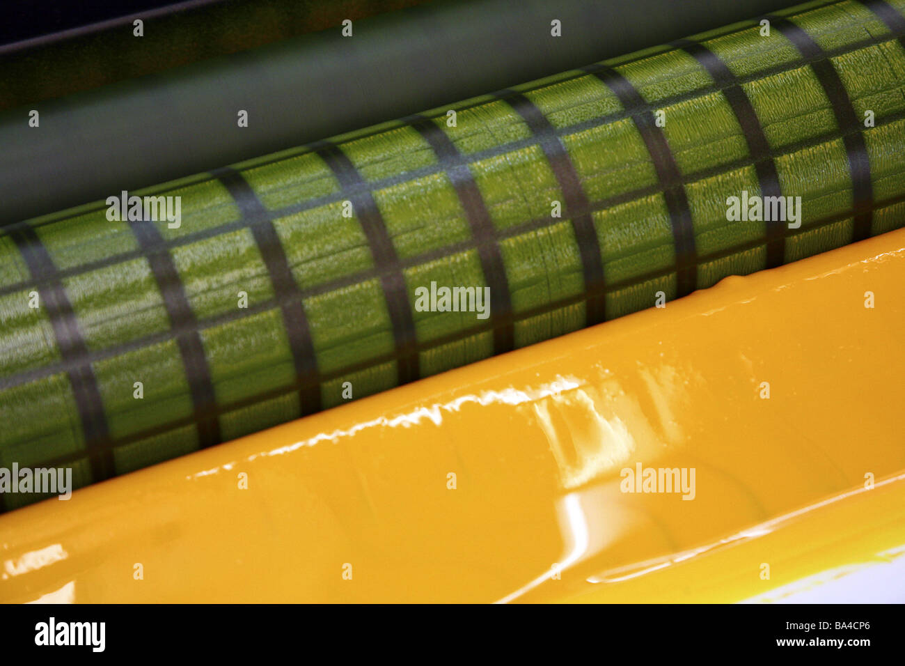 Pressure-machine detail color-work yellow economy industry printing ...
