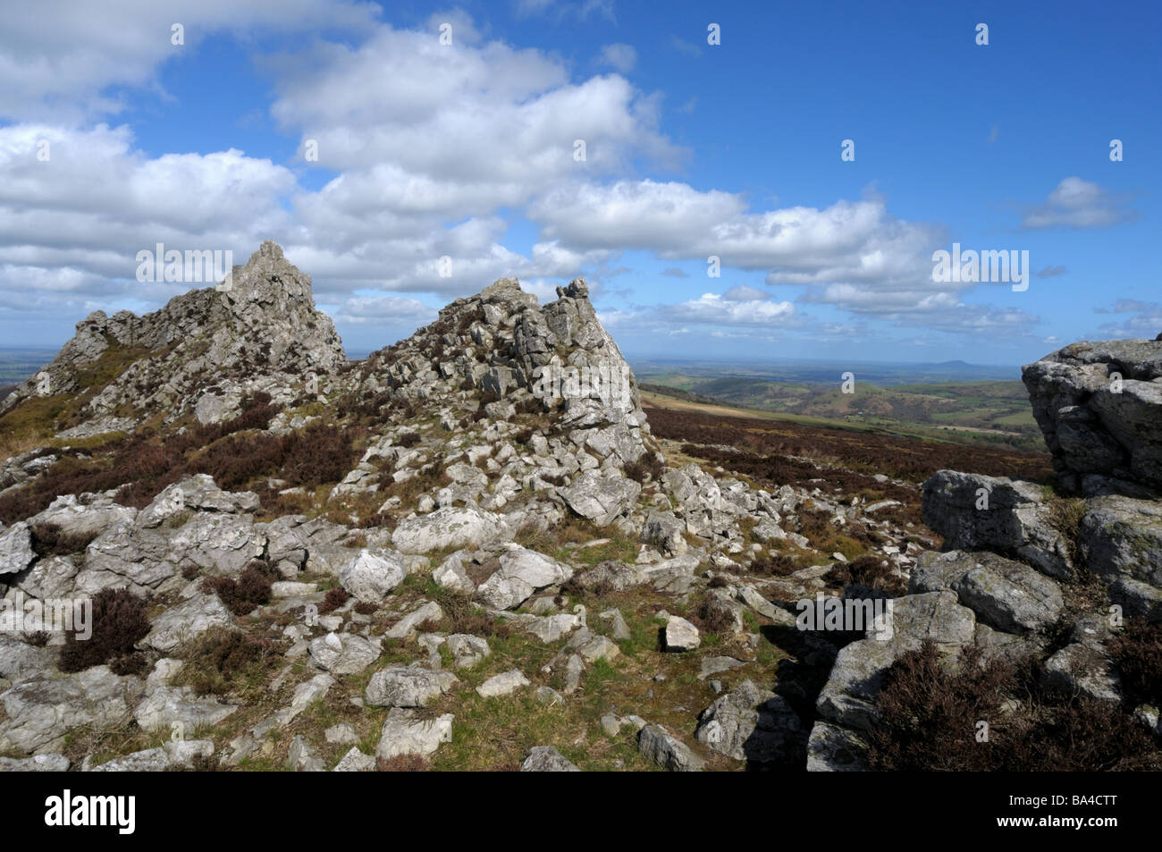 The Devil's Chair rock formation on the Stiperstones, Shropshire ...