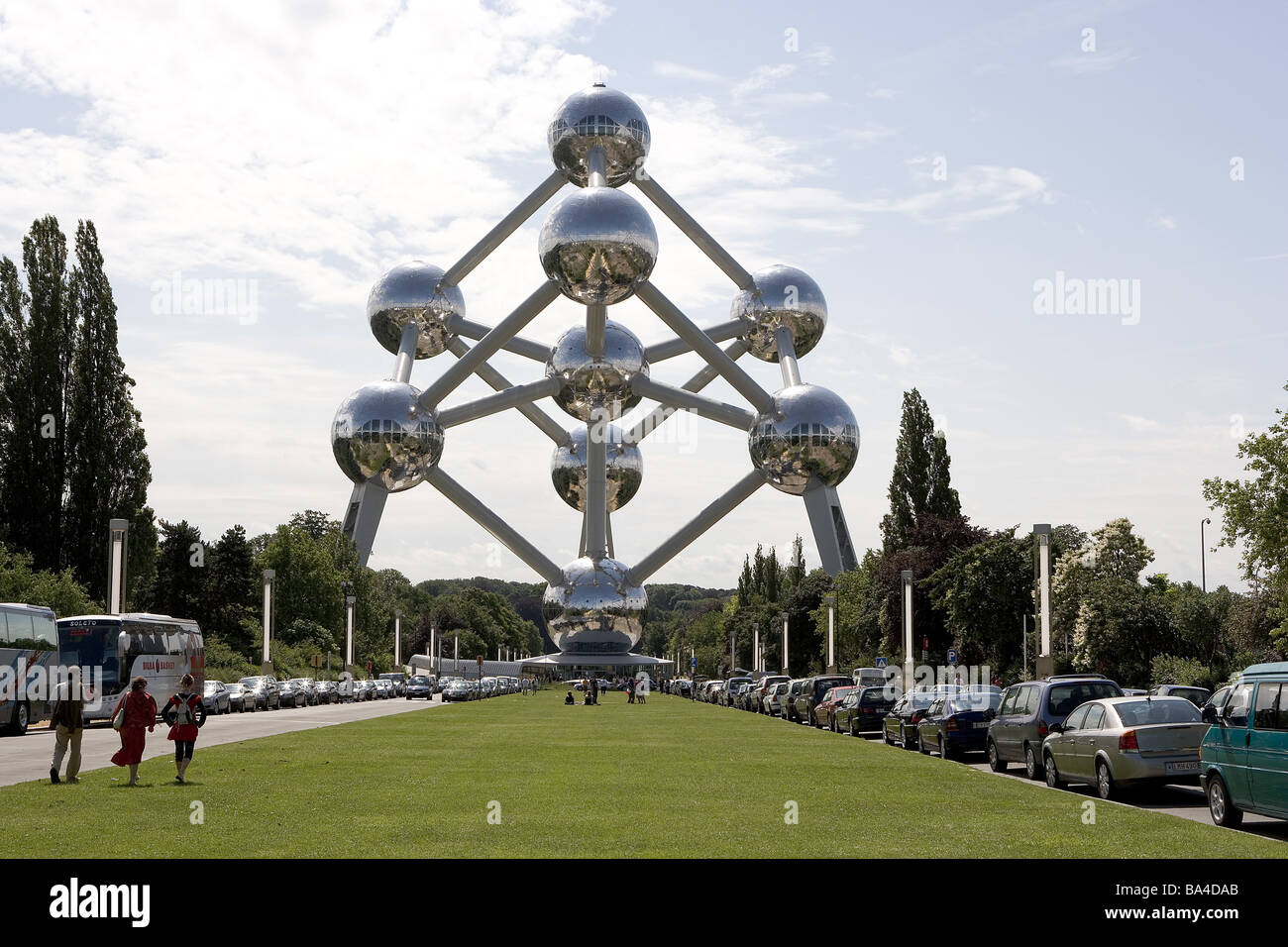 Belgium Brussels park Atomium parking place cars summers only ...