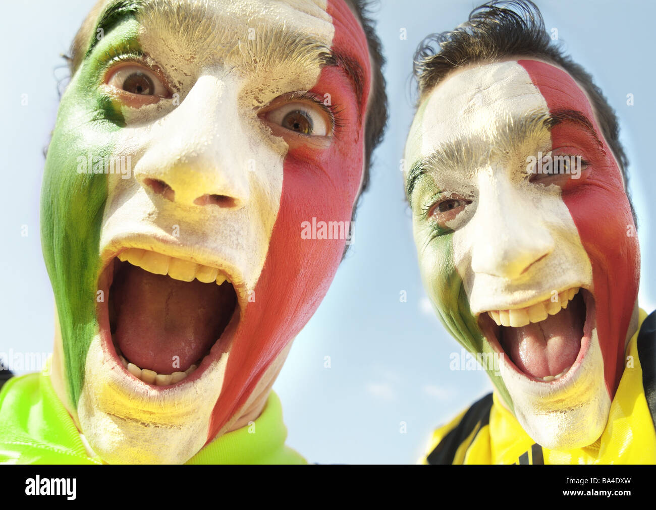 Screaming face painting hi-res stock photography and images - Alamy