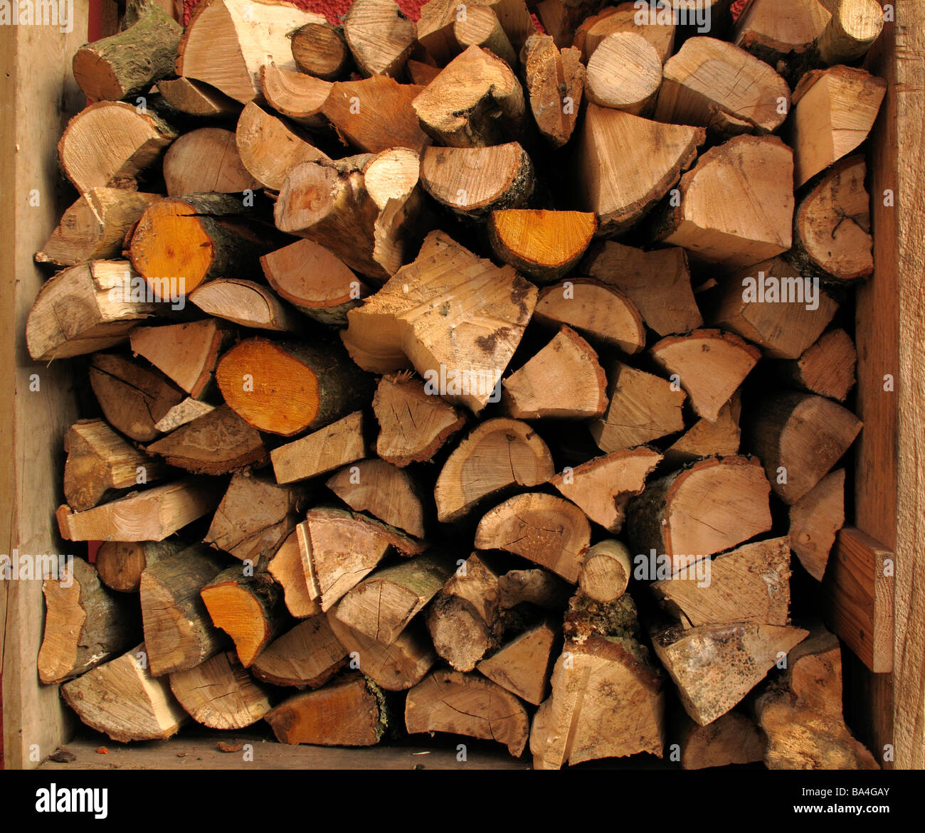 Seasoned log hi-res stock photography and images - Alamy
