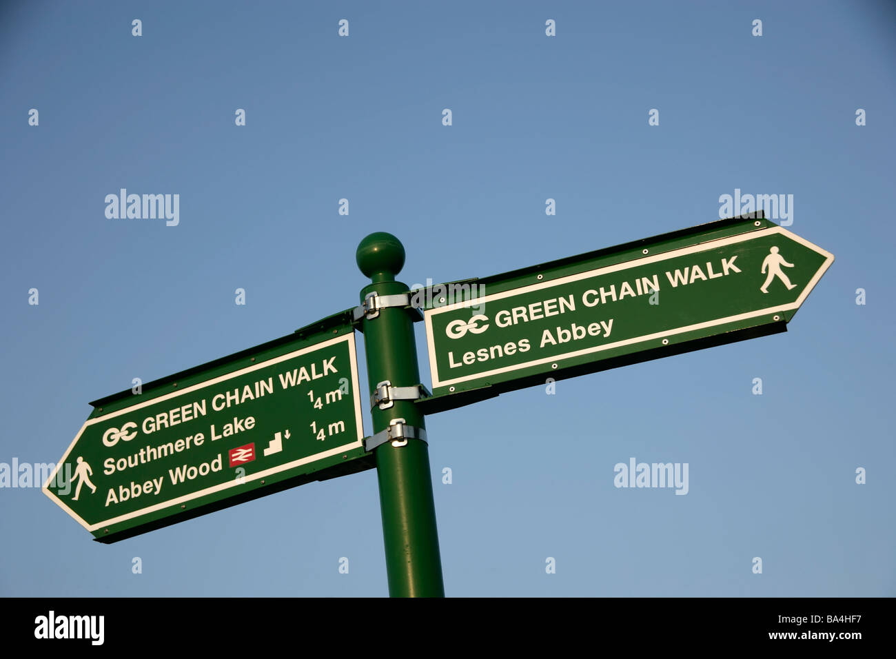 Sign for the Green Chain Walk in southeast London, UK Stock Photo - Alamy