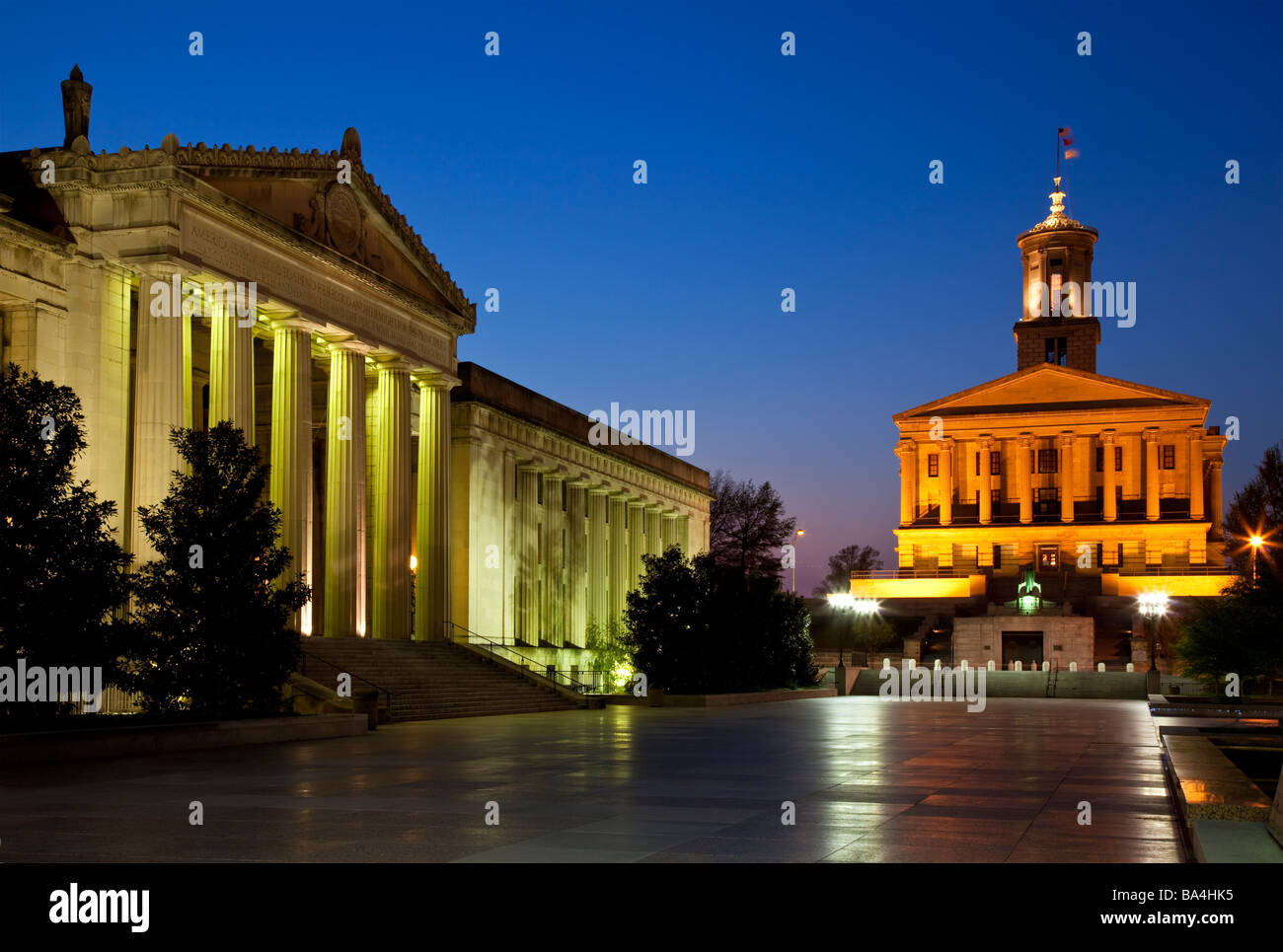 State Capitol and War Memorial Buildings Nashville Tennessee USA Stock ...