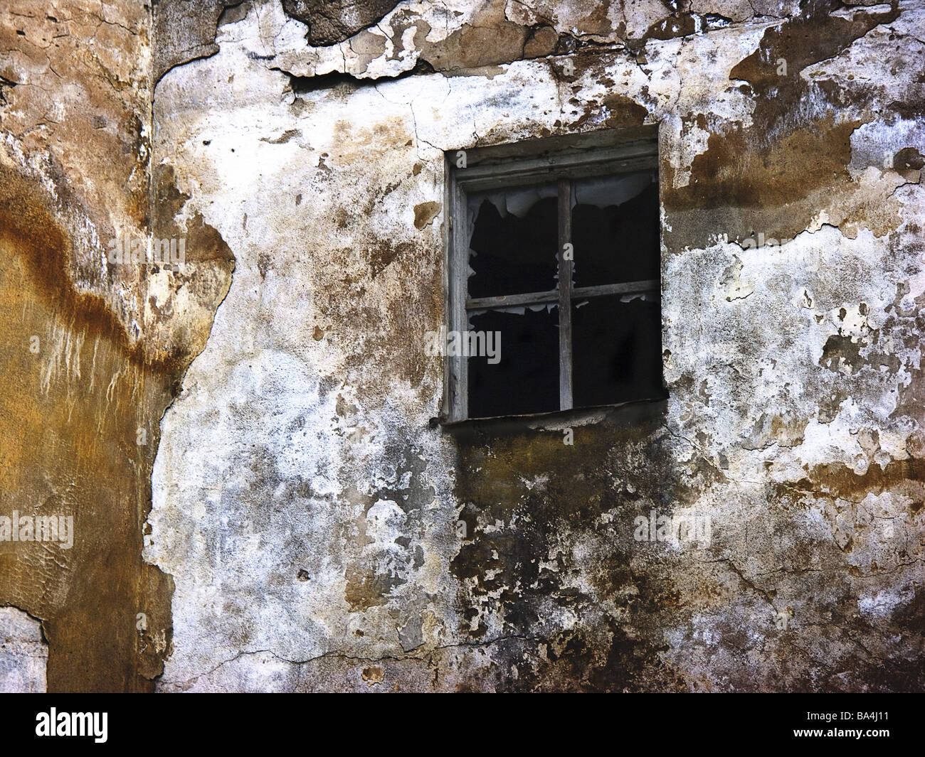 Lithuania Vilnius house declines detail shattered windows wall-color ...