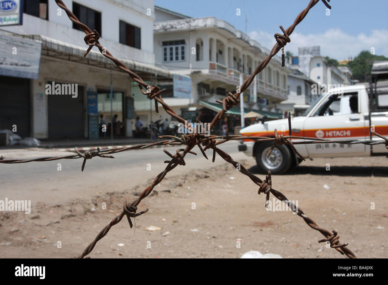 Myanmar border fence hi-res stock photography and images - Alamy