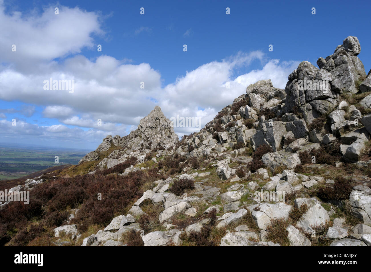 The Devil's Chair rock formation on the Stiperstones, Shropshire ...