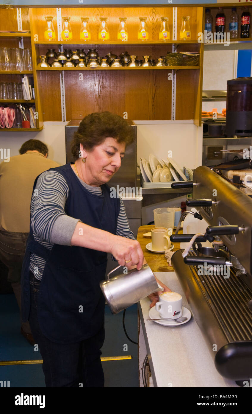 Cardiff arms hi-res stock photography and images - Alamy