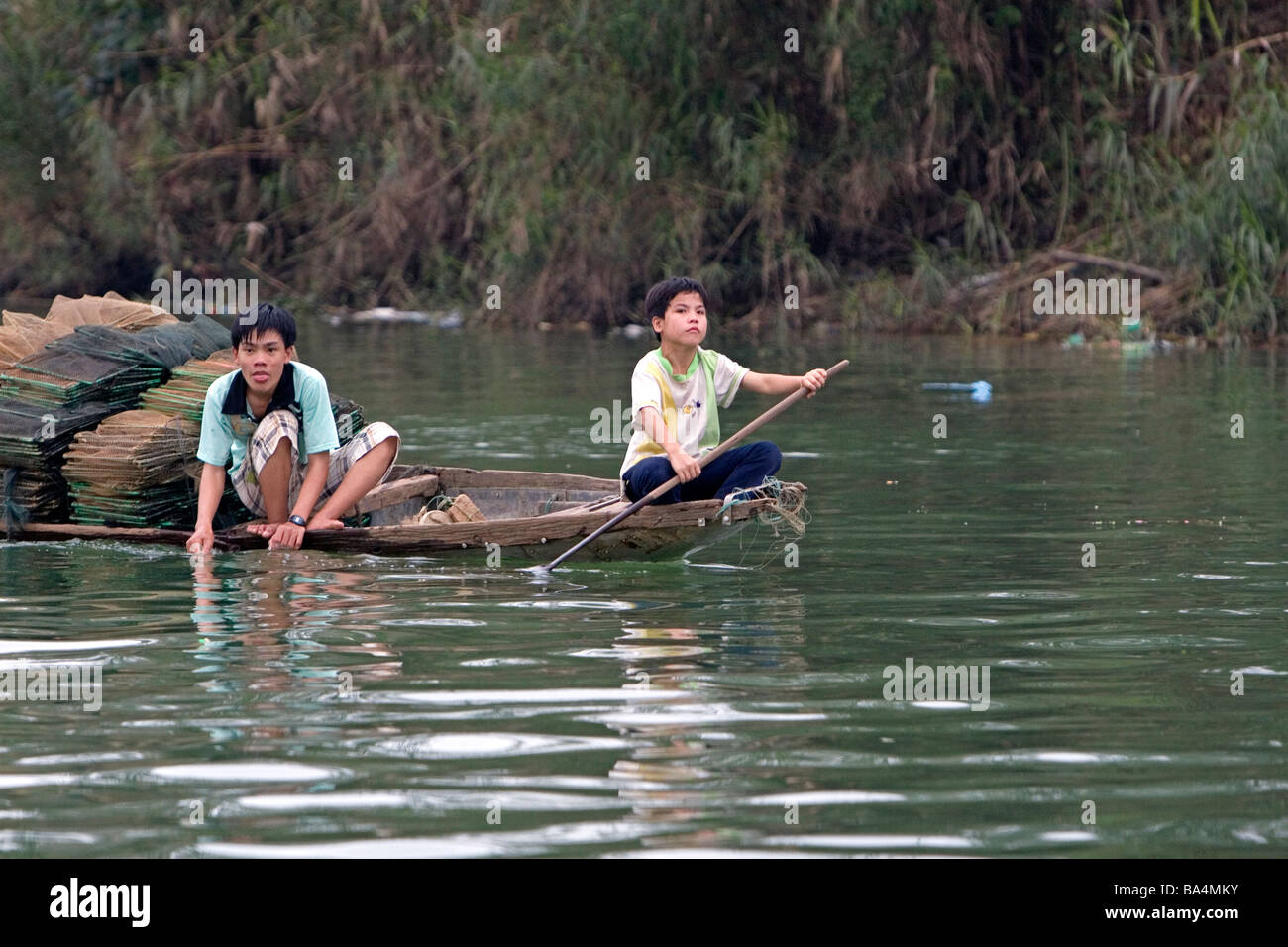 Vietnamese boat people hi-res stock photography and images - Alamy