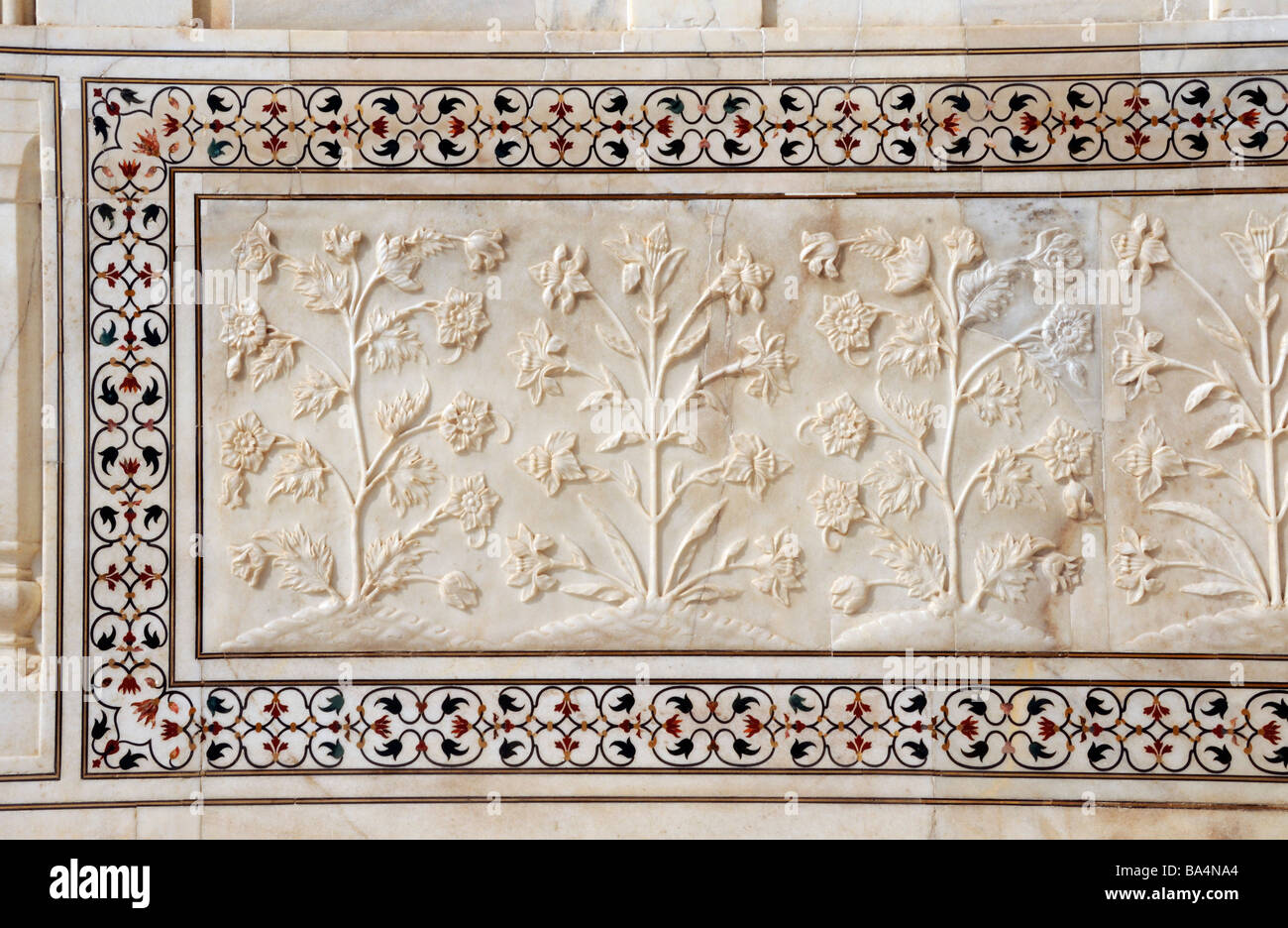 Precious stone inlay taj mahal hi-res stock photography and images - Alamy