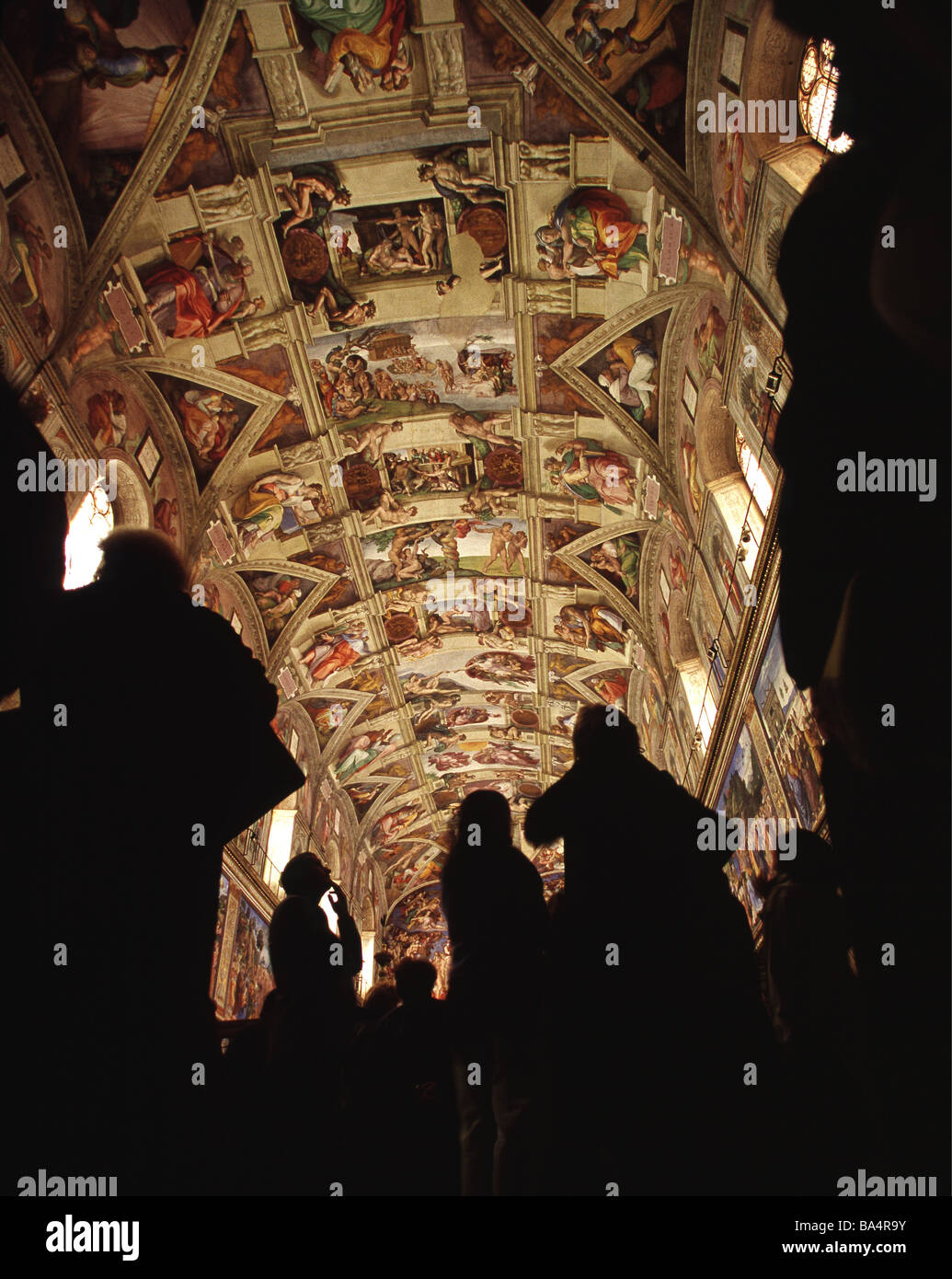 Silhouette of thoughtful visitor to Sistine Chapel Rome Italy Stock ...