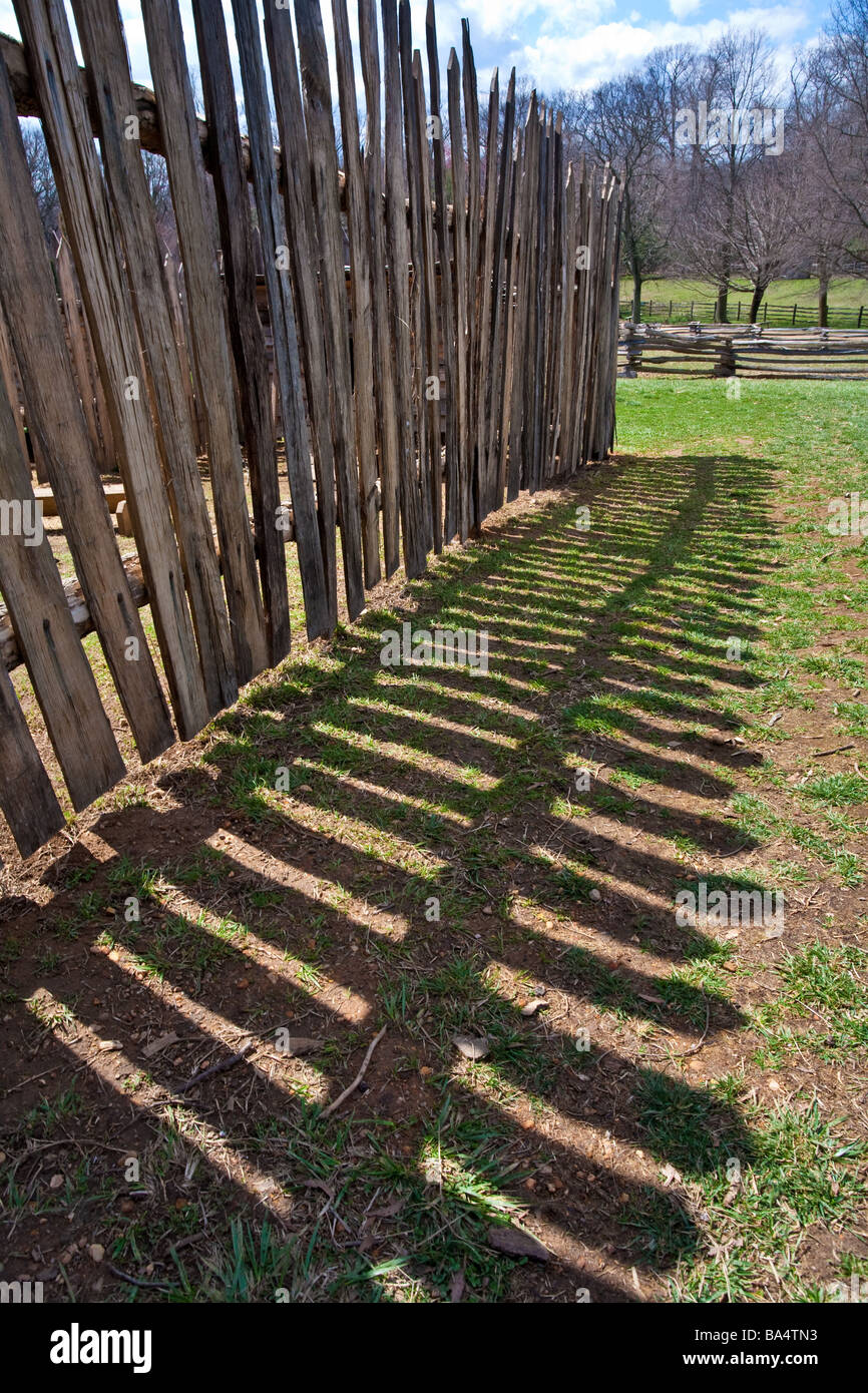 Stockade fence hi-res stock photography and images - Alamy