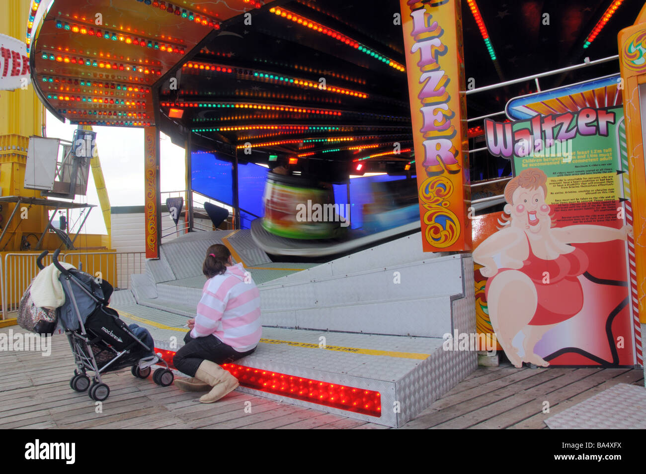 funfair waltzer brighton Stock Photo - Alamy