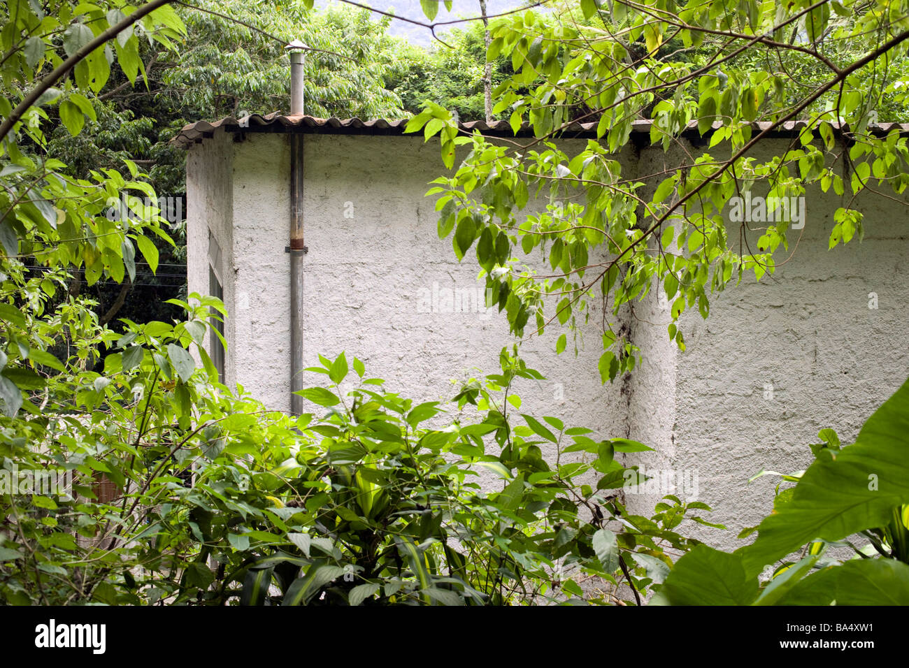 Hide building hi-res stock photography and images - Alamy